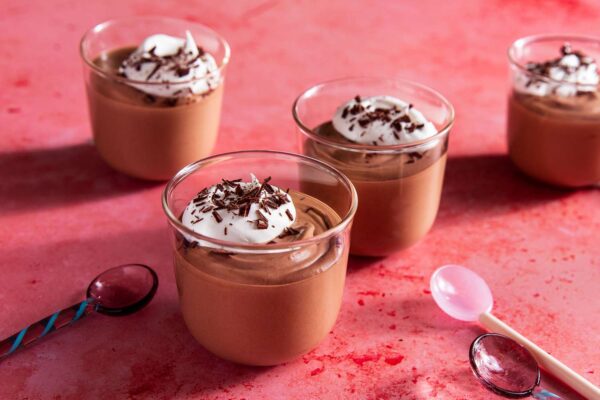 "10 Things to Know About Chocolate Mousse: History, Recipes, and ...
